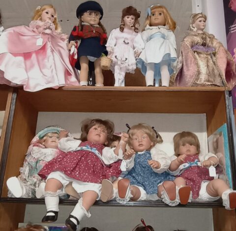Dolls – Dolls – Dolls - Bahoukas
